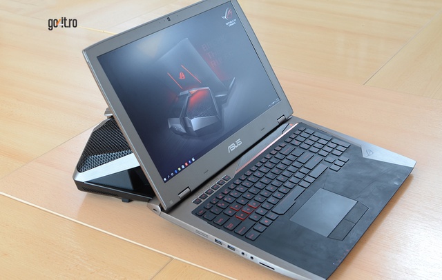 ASUS ROG GX700: performanţă „mobilă” fără limite [REVIEW]