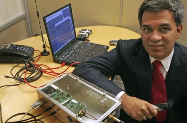 A murit Vanu Bose, omul care a inventat o modalitate de a extinde ...