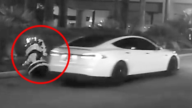 O maşină Tesla autonomă a lovit „mortal” un alt robot controlat de AI