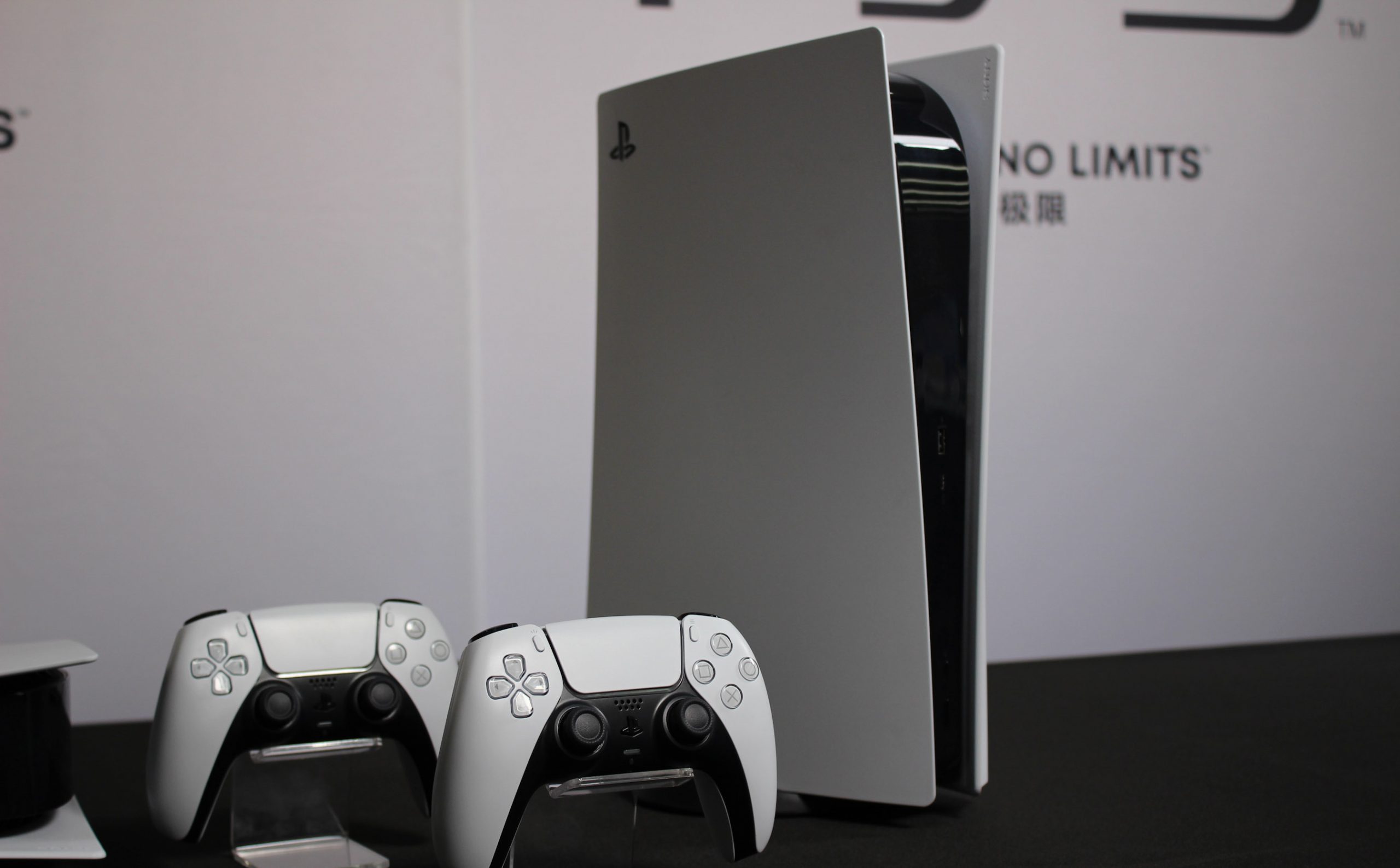 Sony scumpește PlayStation 5 în Europa. Care este noul preț al consolei