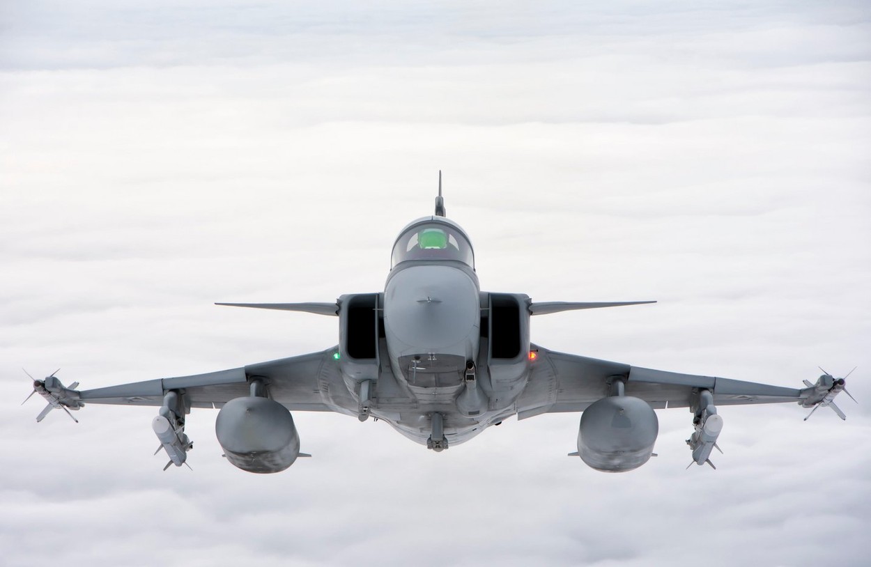 Ucraina va primi avioane de gen. 4+, dar nu din SUA. Modelul vizat