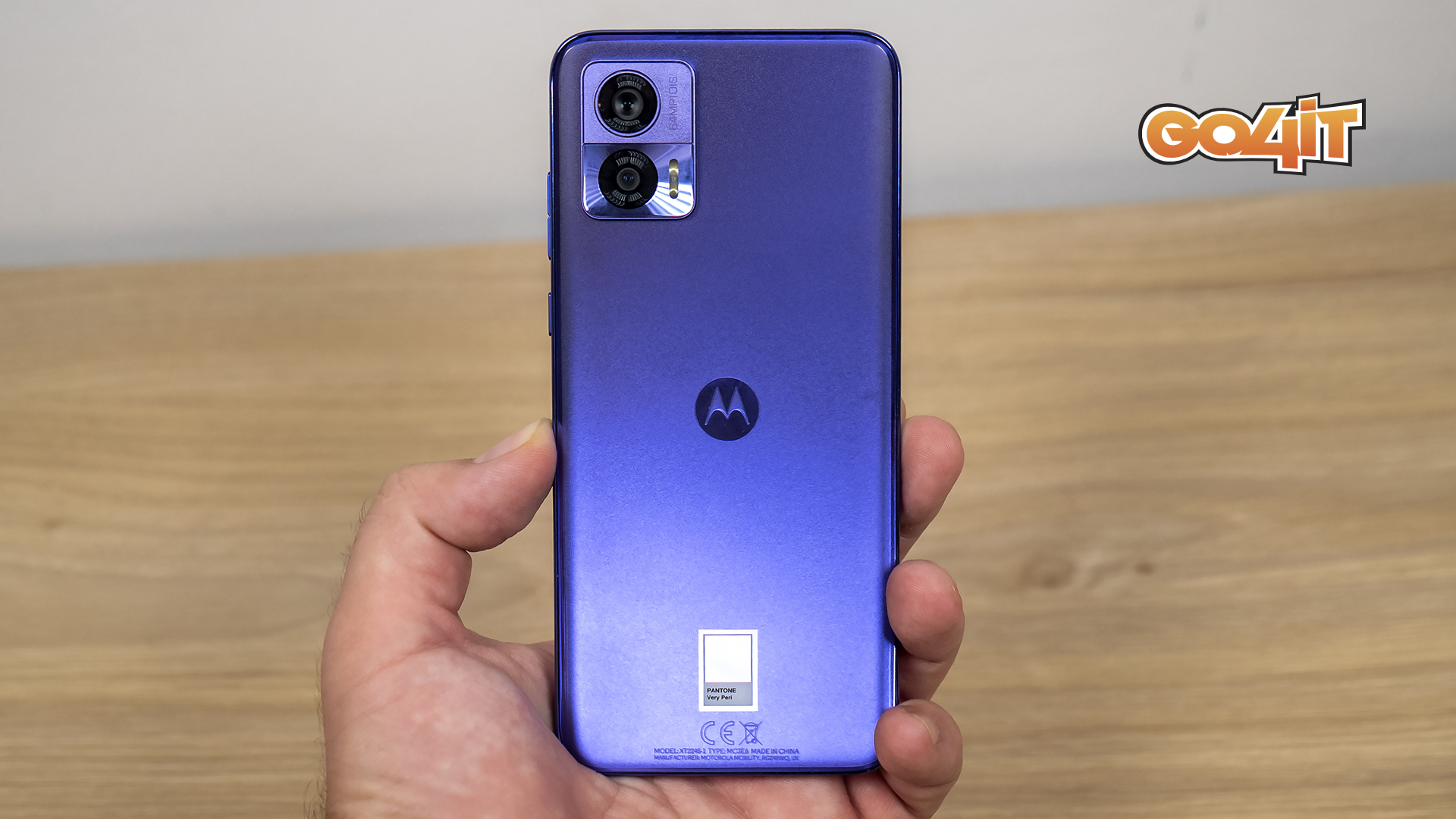 Motorola Edge 30 Neo review: mid-range colorat pentru fanii ...