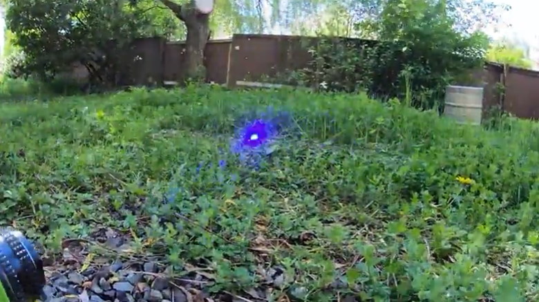 Demonstrație de agricultură high-tech? Cum funcționează primul laser ...