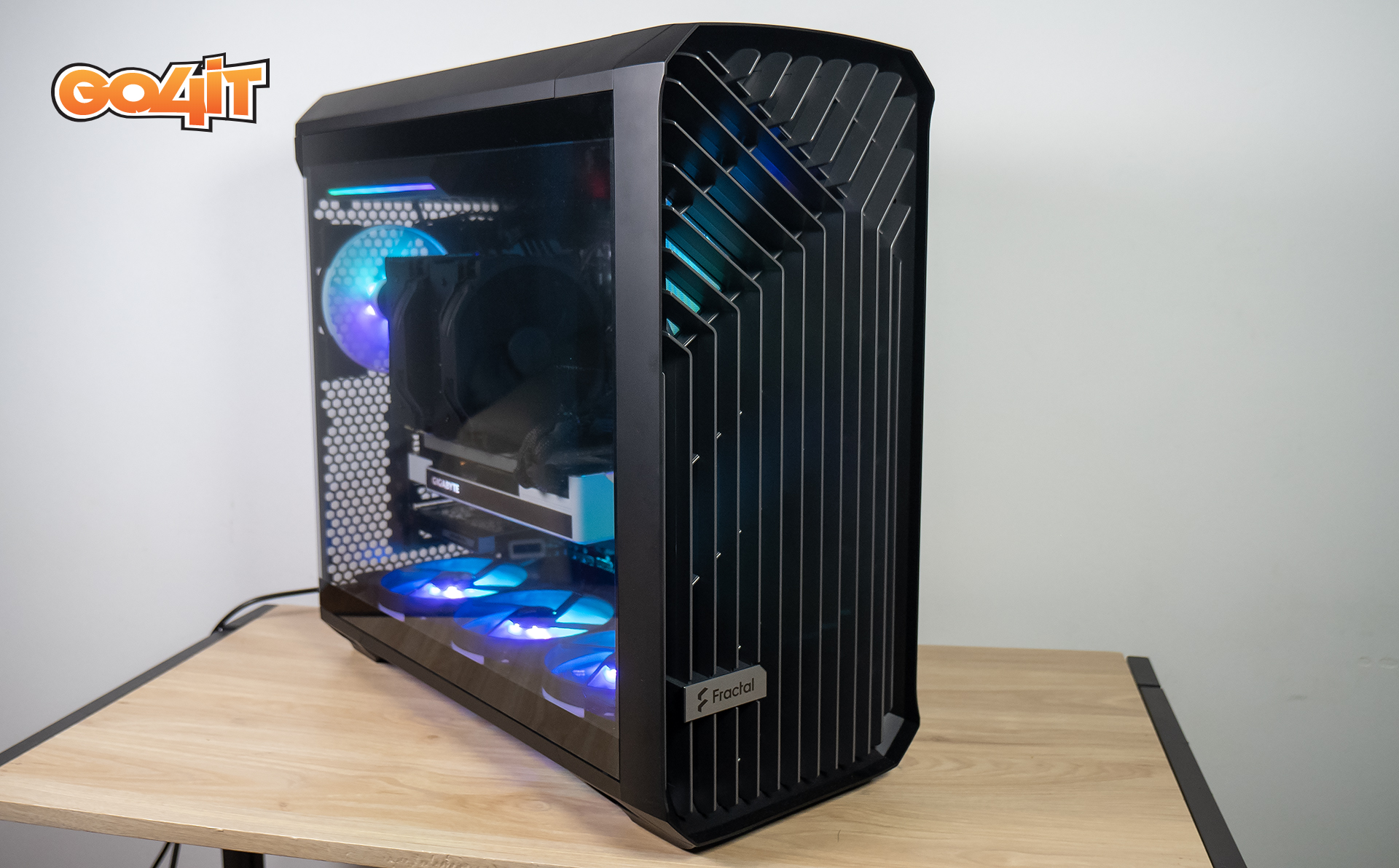 Fractal Design Torrent: o carcasă pentru PC-uri de gaming gândită ...