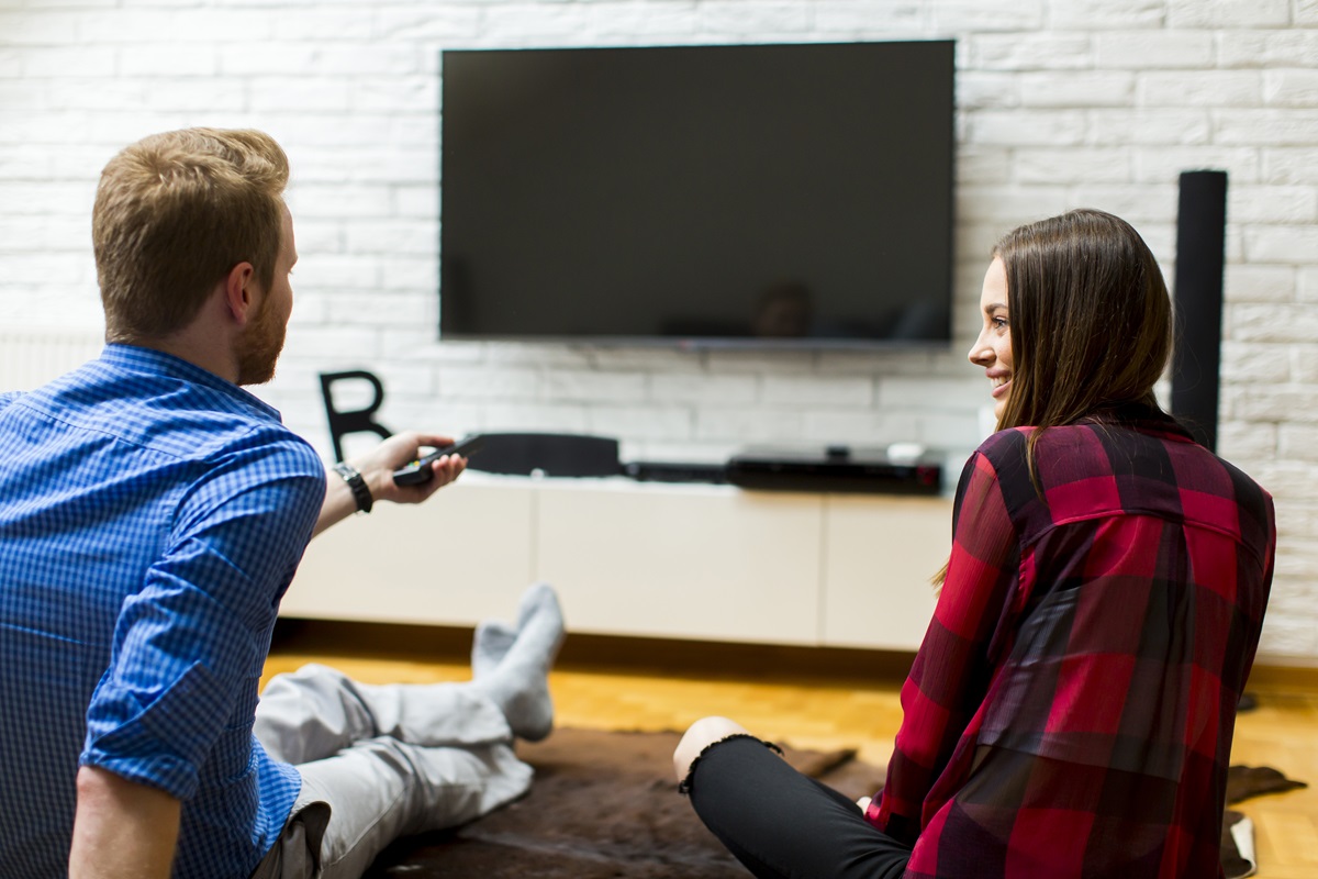 Reduceri la Smart TV-uri la Dedeman: Top 3 oferte pe final de 2024 ...