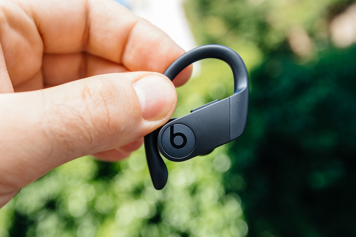Powerbeats Pro 2, mai mult decât niște căști? Ce știm despre noul ...