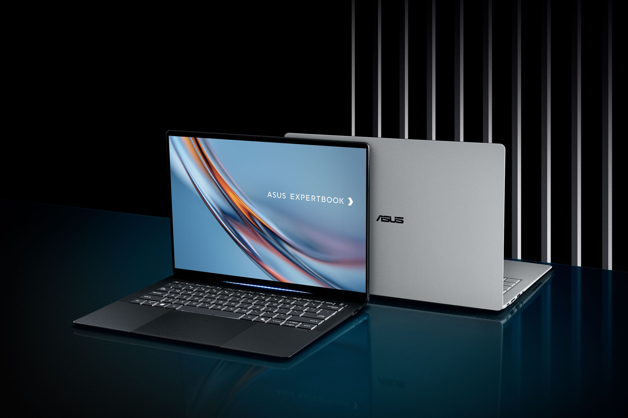 Laptop-ul ASUS ExpertBook Ultra, lansat în România