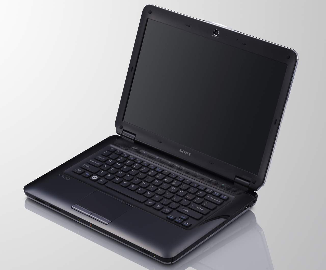 Sony VAIO CS11 – un laptop creat pentru doamne şi domnişoare